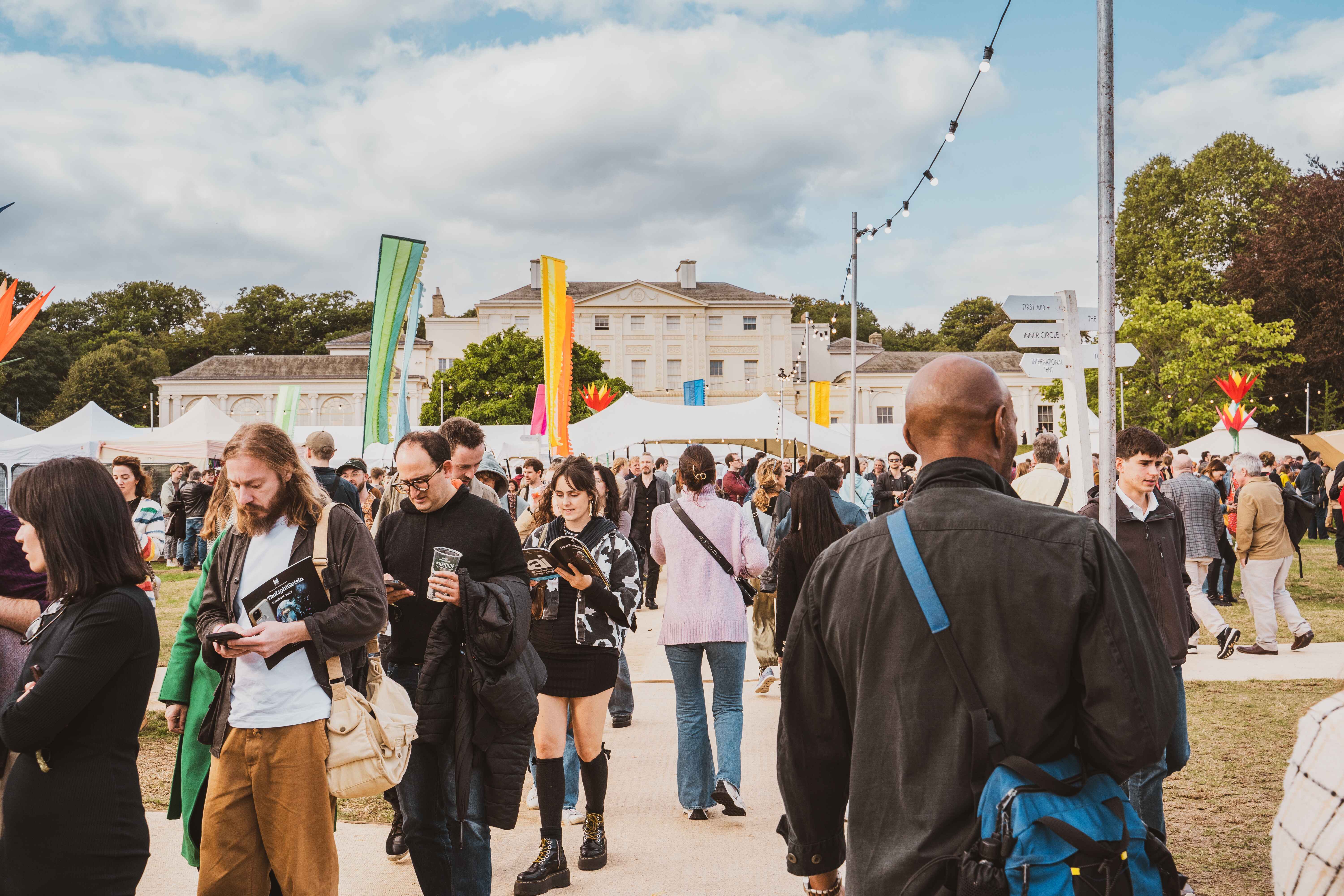 HowTheLightGetsIn London 2024 » HowTheLightGetsIn